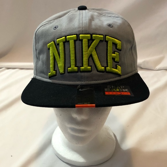 Nike | Accessories | Nike Adult Unisex Flat Brim Snap Adjustable Nwt ...